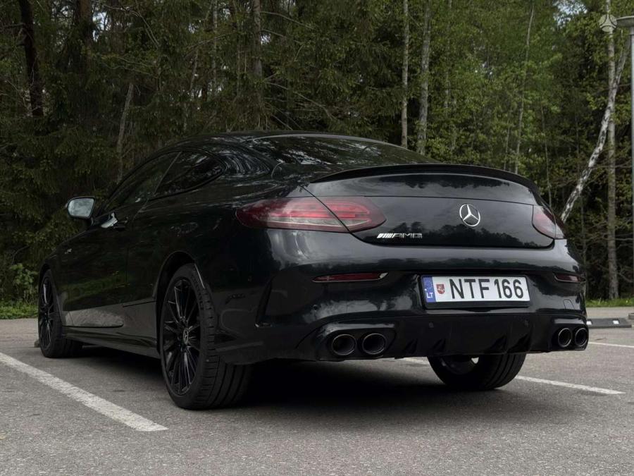Black Mercedes-Benz c-220 2016 in Klaipeda, with an engine capacity of 2.14 L and mileage of 210 thousand km for 19900 €, photo 16 on AUTOMOTO.COM.LV