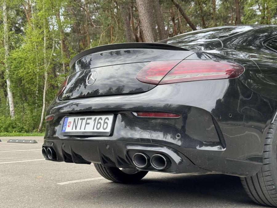 Black Mercedes-Benz c-220 2016 in Klaipeda, with an engine capacity of 2.14 L and mileage of 210 thousand km for 19900 €, photo 26 on AUTOMOTO.COM.LV