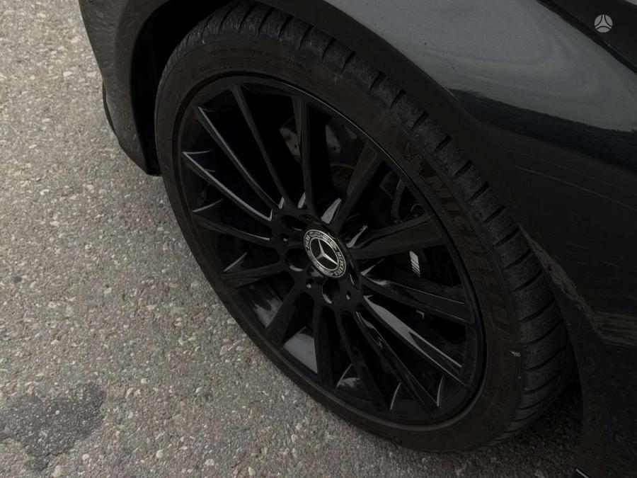 Black Mercedes-Benz c-220 2016 in Klaipeda, with an engine capacity of 2.14 L and mileage of 210 thousand km for 19900 €, photo 32 on AUTOMOTO.COM.LV