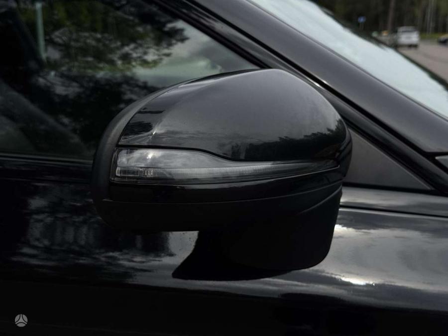 Black Mercedes-Benz c-220 2016 in Klaipeda, with an engine capacity of 2.14 L and mileage of 210 thousand km for 19900 €, photo 36 on AUTOMOTO.COM.LV
