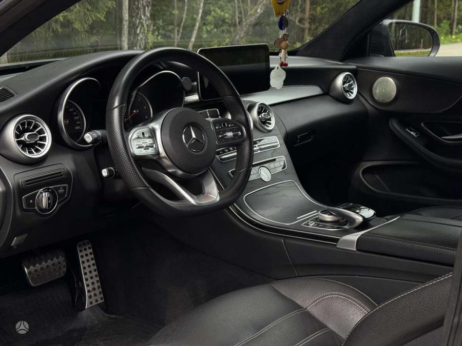 Black Mercedes-Benz c-220 2016 in Klaipeda, with an engine capacity of 2.14 L and mileage of 210 thousand km for 19900 €, photo 40 on AUTOMOTO.COM.LV