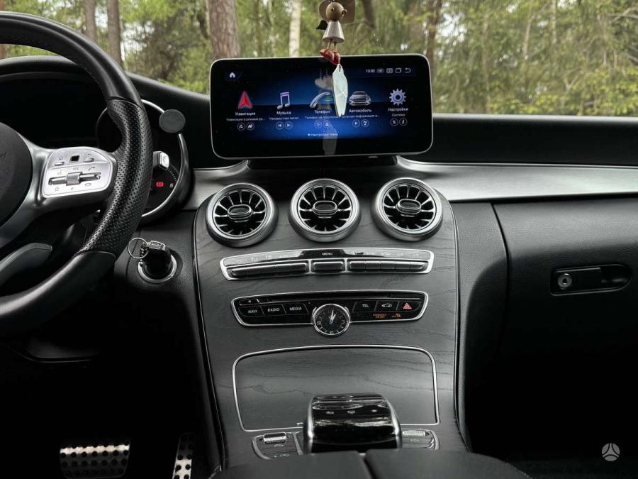 Black Mercedes-Benz c-220 2016 in Klaipeda, with an engine capacity of 2.14 L and mileage of 210 thousand km for 19900 €, photo 43 on AUTOMOTO.COM.LV