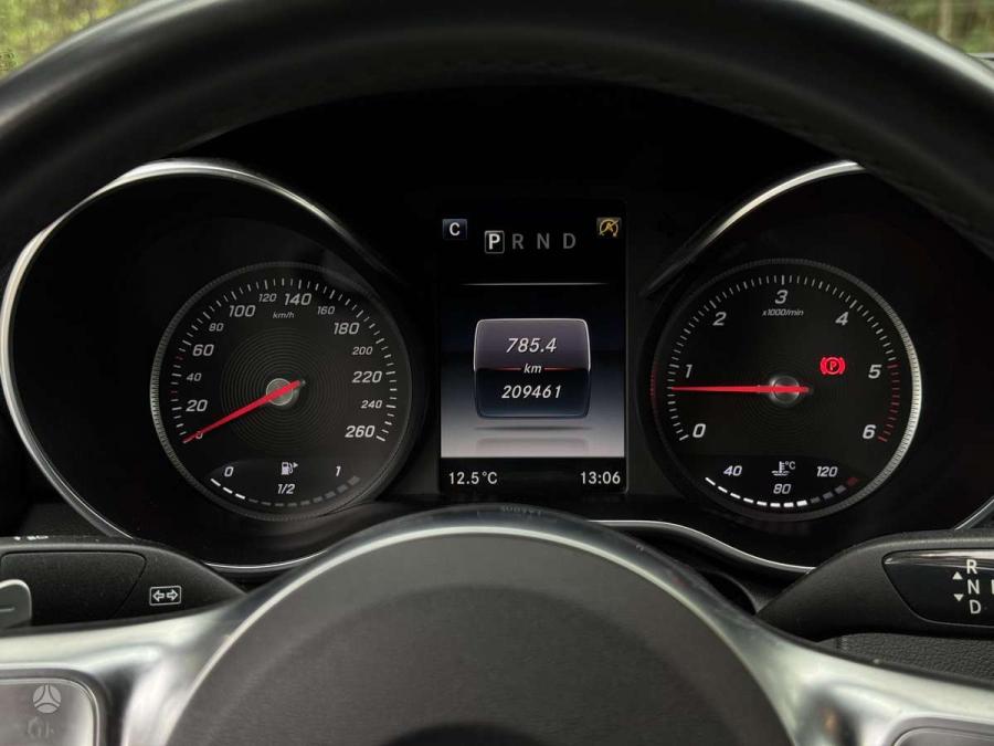 Black Mercedes-Benz c-220 2016 in Klaipeda, with an engine capacity of 2.14 L and mileage of 210 thousand km for 19900 €, photo 46 on AUTOMOTO.COM.LV