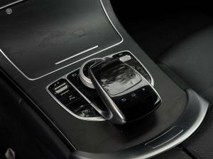 Black Mercedes-Benz c-220 2016 in Klaipeda, with an engine capacity of 2.14 L and mileage of 210 thousand km for 19900 €, photo 47 on AUTOMOTO.COM.LV