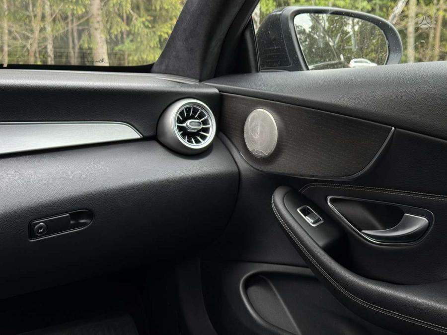 Black Mercedes-Benz c-220 2016 in Klaipeda, with an engine capacity of 2.14 L and mileage of 210 thousand km for 19900 €, photo 51 on AUTOMOTO.COM.LV