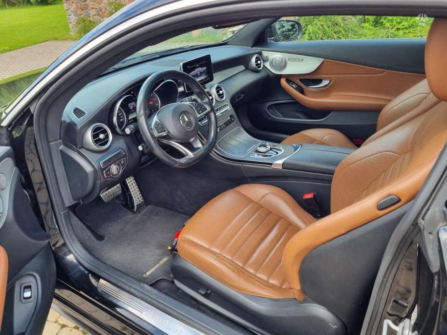 Black Mercedes-Benz c-220 2017 in Alytus, with an engine capacity of 2.20 L and mileage of 226 thousand km for 16900 €, photo 11 on AUTOMOTO.COM.LV