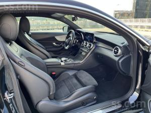 Black Mercedes-Benz c-220 2018 in Vilnius, with an engine capacity of 2.00 L and mileage of 306 thousand km for 19999 €, photo 19 on AUTOMOTO.COM.LV