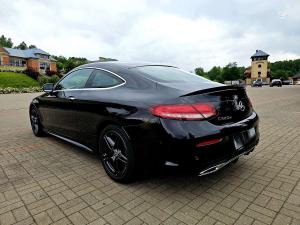 Black Mercedes-Benz c-220 2018 in Vilnius, with an engine capacity of 2.00 L and mileage of 307 thousand km for 19000 €, photo 7 on AUTOMOTO.COM.LV