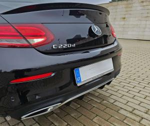 Black Mercedes-Benz c-220 2018 in Vilnius, with an engine capacity of 2.00 L and mileage of 307 thousand km for 19000 €, photo 12 on AUTOMOTO.COM.LV