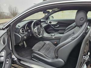 Black Mercedes-Benz c-220 2018 in Vilnius, with an engine capacity of 2.00 L and mileage of 307 thousand km for 19000 €, photo 19 on AUTOMOTO.COM.LV