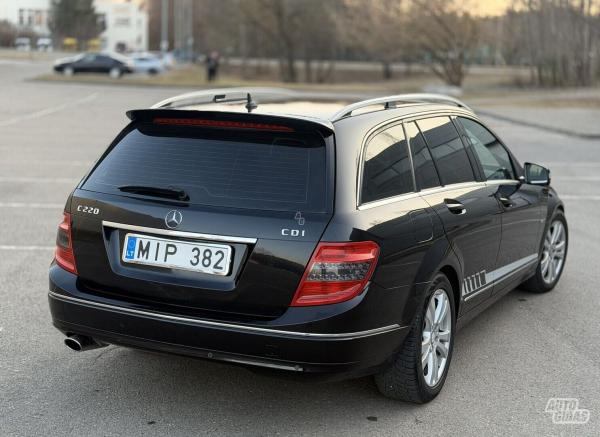 Black Mercedes-Benz c-220 2009 in Vilnius, with an engine capacity of 2.10 L and mileage of 390 thousand km for 3200 €, photo 5 on AUTOMOTO.COM.LV
