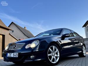 Black Mercedes-Benz c-220 2005 in Kaunas, with an engine capacity of 2.20 L and mileage of 292 thousand km for 2850 €, photo 2 on AUTOMOTO.COM.LV
