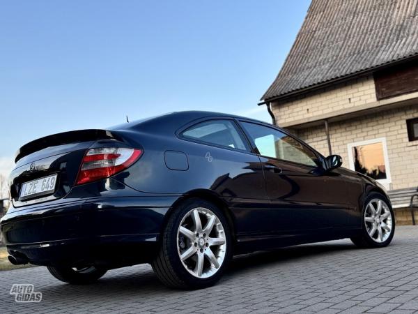 Melns Mercedes-Benz c-220 2005 Kauņa, ar dzinēja tilpumu 2.20 L un nobraukumu 292 tūkst. km par 2850 €, foto 6 vietnē AUTOMOTO.COM.LV