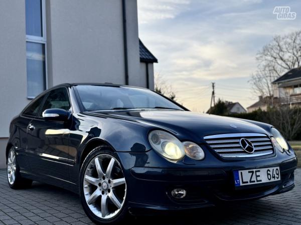 Melns Mercedes-Benz c-220 2005 Kauņa, ar dzinēja tilpumu 2.20 L un nobraukumu 292 tūkst. km par 2850 €, foto 7 vietnē AUTOMOTO.COM.LV