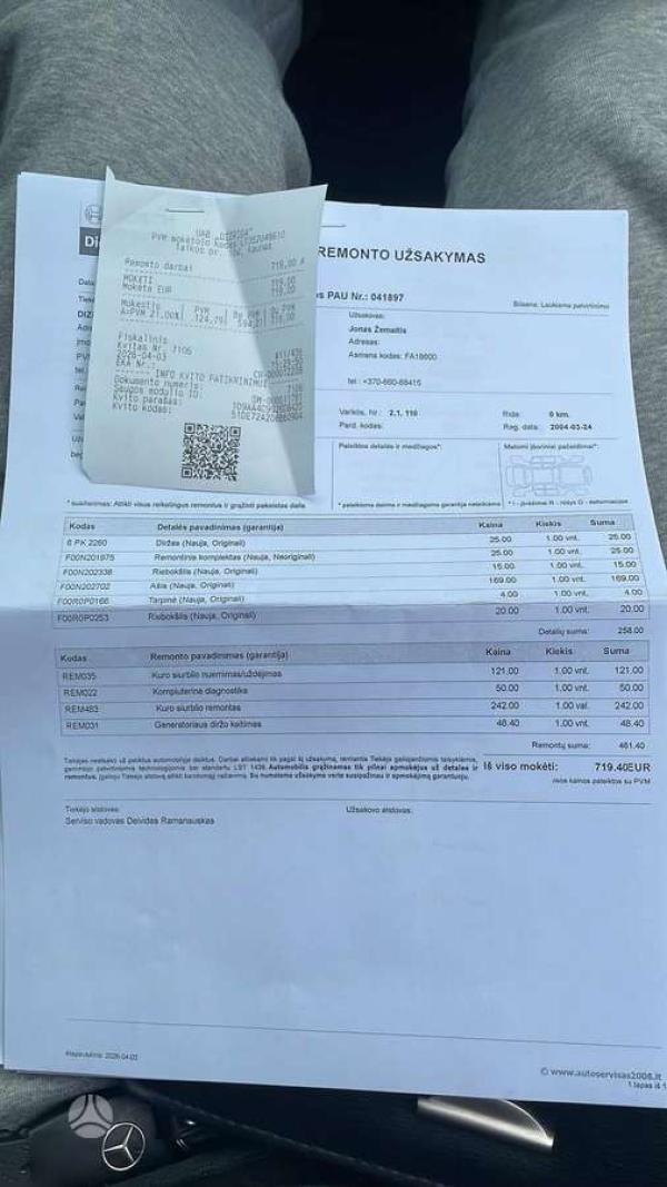 Черный Мерседес Ц 220 2005 в Каунас, объемом двигателя 2.20 л и пробегом 290 тыс. км за 2200 €, фото 7 на AUTOMOTO.COM.LV