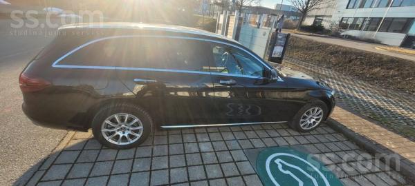 Melns Mercedes-Benz c-220 2019 Rīga, ar dzinēja tilpumu 2.00 L un nobraukumu 98 tūkst. km par 25000 €, foto 3 vietnē AUTOMOTO.COM.LV
