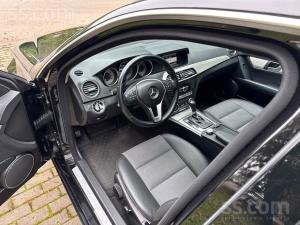 Melns Mercedes-Benz c-220 2013 Jūrmala, ar dzinēja tilpumu 2.20 L un nobraukumu 340 tūkst. km par 6990 €, foto 14 vietnē AUTOMOTO.COM.LV