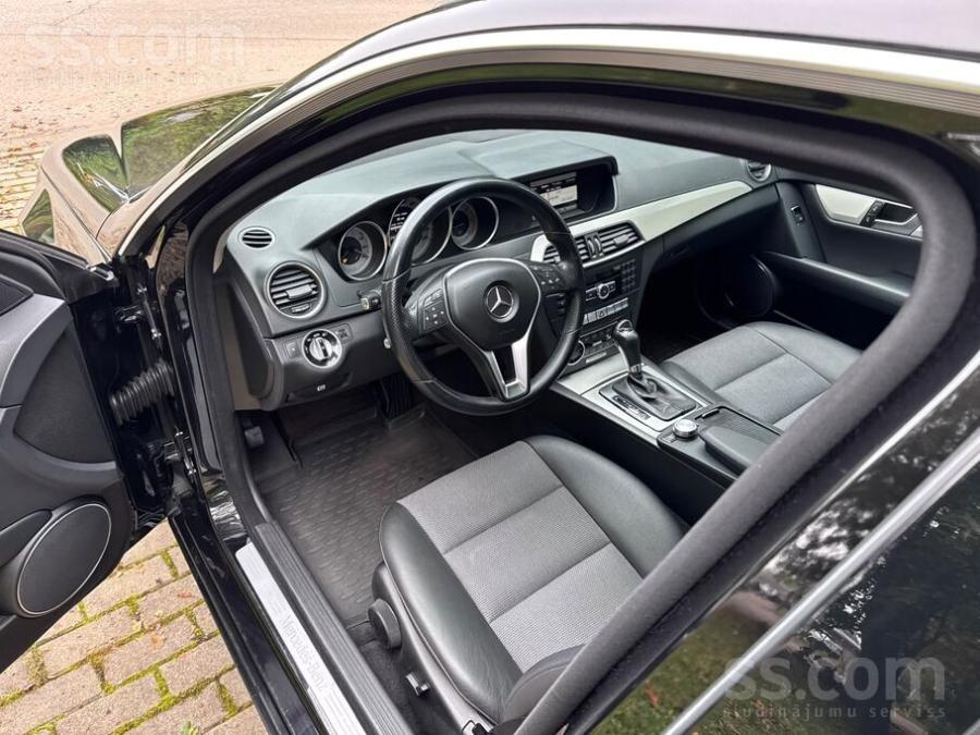 Melns Mercedes-Benz c-220 2013 Jūrmala, ar dzinēja tilpumu 2.20 L un nobraukumu 340 tūkst. km par 6990 €, foto 14 vietnē AUTOMOTO.COM.LV