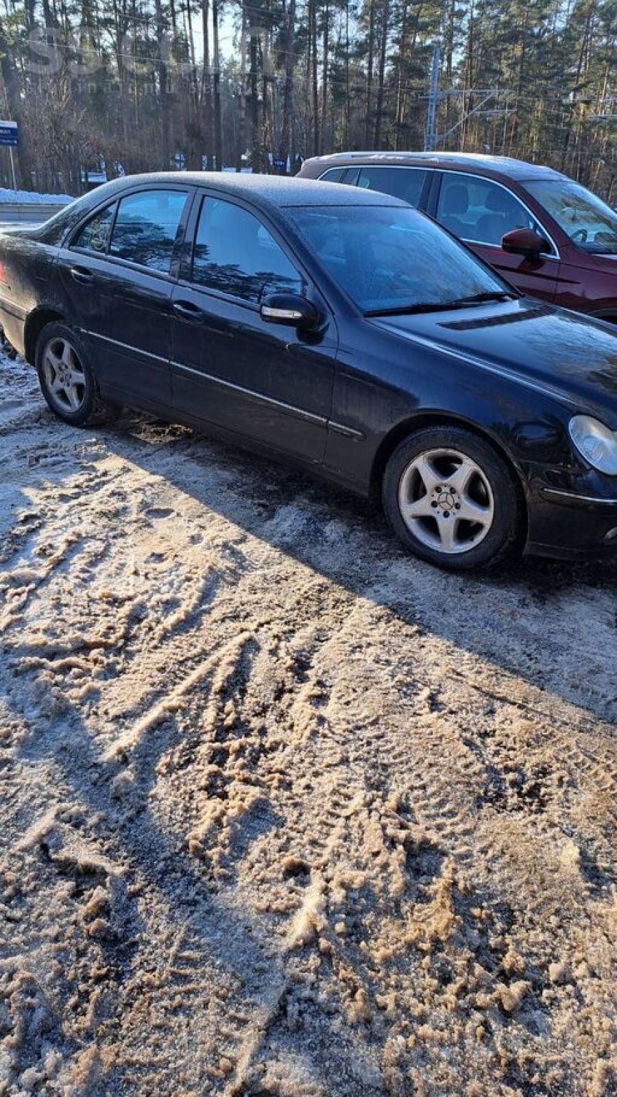 Melns Mercedes-Benz c-220 2003 Jūrmala, ar dzinēja tilpumu 2.20 L un nobraukumu 280 tūkst. km par 2000 €, foto 2 vietnē AUTOMOTO.COM.LV