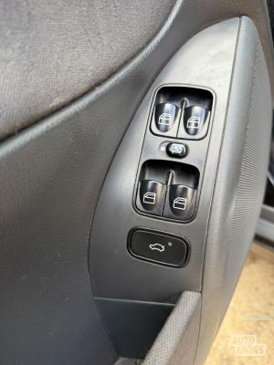 Melns Mercedes-Benz c-220 2003 Šalčininkai, ar dzinēja tilpumu 2.20 L un nobraukumu 429 tūkst. km par 1000 €, foto 9 vietnē AUTOMOTO.COM.LV