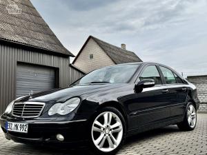 Melns Mercedes-Benz c-220 2004 Kauņa, ar dzinēja tilpumu 2.20 L un nobraukumu 252 tūkst. km par 2450 €, foto 6 vietnē AUTOMOTO.COM.LV