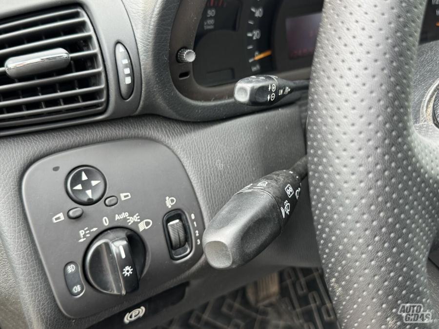 Melns Mercedes-Benz c-220 2004 Kauņa, ar dzinēja tilpumu 2.20 L un nobraukumu 252 tūkst. km par 2450 €, foto 11 vietnē AUTOMOTO.COM.LV