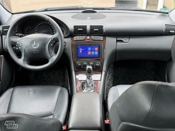 Black Mercedes-Benz c-220 2004 in Kaunas, with an engine capacity of 2.20 L and mileage of 252 thousand km for 2950 €, photo 9 on AUTOMOTO.COM.LV