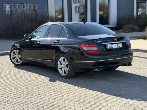 Melns Mercedes-Benz c-220 2007 Rīga, ar dzinēja tilpumu 2.20 L un nobraukumu 322 tūkst. km par 4300 €, foto 2 vietnē AUTOMOTO.COM.LV