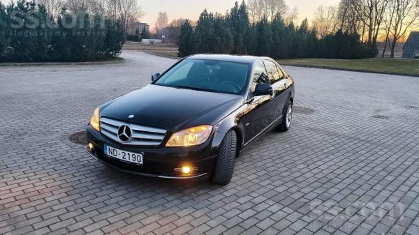 Melns Mercedes-Benz c-220 2007 Jēkabpils, ar dzinēja tilpumu 2.20 L un nobraukumu 242 tūkst. km par 4300 €, foto 1 vietnē AUTOMOTO.COM.LV