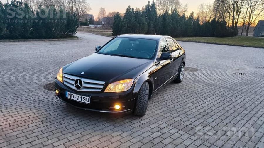 Black Mercedes-Benz c-220 2007 in Jekabpils, with an engine capacity of 2.20 L and mileage of 242 thousand km for 4300 €, photo 1 on AUTOMOTO.COM.LV