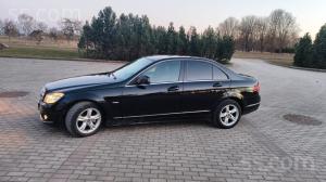 Black Mercedes-Benz c-220 2007 in Jekabpils, with an engine capacity of 2.20 L and mileage of 242 thousand km for 4300 €, photo 3 on AUTOMOTO.COM.LV