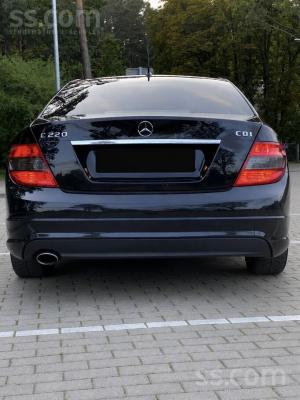 Melns Mercedes-Benz c-220 2007 Rīga, ar dzinēja tilpumu 2.20 L un nobraukumu 228 tūkst. km par 5700 €, foto 3 vietnē AUTOMOTO.COM.LV