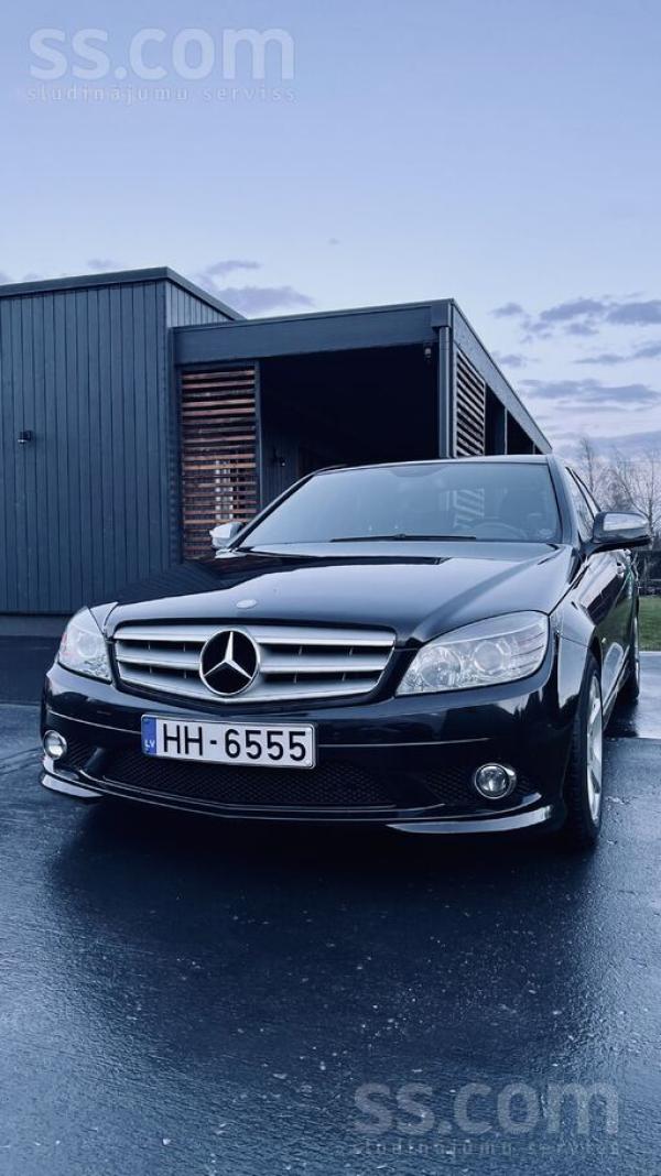 Black Mercedes-Benz c-220 2007 in Riga, with an engine capacity of 2.20 L and mileage of 228 thousand km for 5700 €, photo 3 on AUTOMOTO.COM.LV