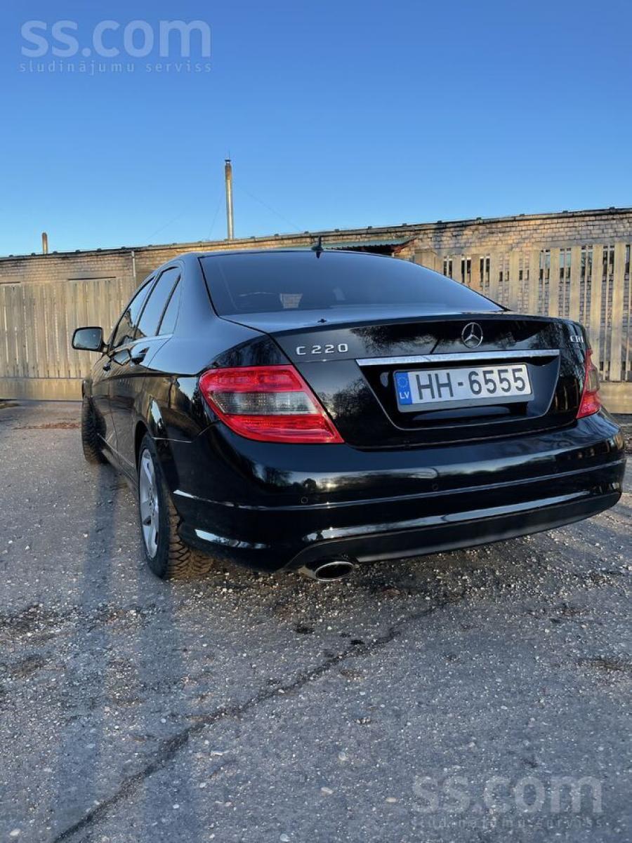 Melns Mercedes-Benz c-220 2007 Rīga, ar dzinēja tilpumu 2.20 L un nobraukumu 228 tūkst. km par 5700 €, foto 5 vietnē AUTOMOTO.COM.LV