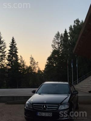 Black Mercedes-Benz c-220 2007 in Daugavpils, with an engine capacity of 2.20 L and mileage of 245 thousand km for 3900 €, photo  on AUTOMOTO.COM.LV