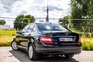 Черный Мерседес Ц 220 2007 в Рига, объемом двигателя 2.20 л и пробегом 355 тыс. км за 4990 €, фото 7 на AUTOMOTO.COM.LV