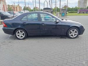Melns Mercedes-Benz c-220 2007 Kauņa, ar dzinēja tilpumu 2.20 L un nobraukumu 204 tūkst. km par 1699 €, foto 5 vietnē AUTOMOTO.COM.LV