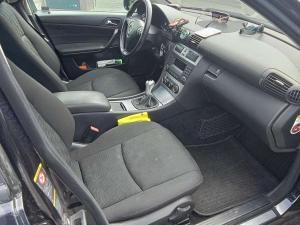 Melns Mercedes-Benz c-220 2007 Kauņa, ar dzinēja tilpumu 2.20 L un nobraukumu 204 tūkst. km par 1699 €, foto 10 vietnē AUTOMOTO.COM.LV