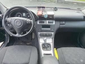 Melns Mercedes-Benz c-220 2007 Kauņa, ar dzinēja tilpumu 2.20 L un nobraukumu 204 tūkst. km par 1699 €, foto 11 vietnē AUTOMOTO.COM.LV
