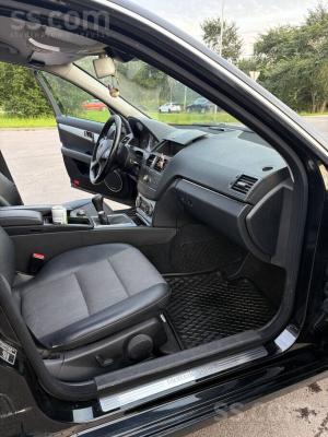 Melns Mercedes-Benz c-220 2007 Daugavpils, ar dzinēja tilpumu 2.20 L un nobraukumu 300 tūkst. km par 3499 €, foto 9 vietnē AUTOMOTO.COM.LV