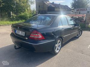 Melns Mercedes-Benz c-220 2007 Šauļi, ar dzinēja tilpumu 2.20 L un nobraukumu 0 tūkst. km par 1449 €, foto 8 vietnē AUTOMOTO.COM.LV