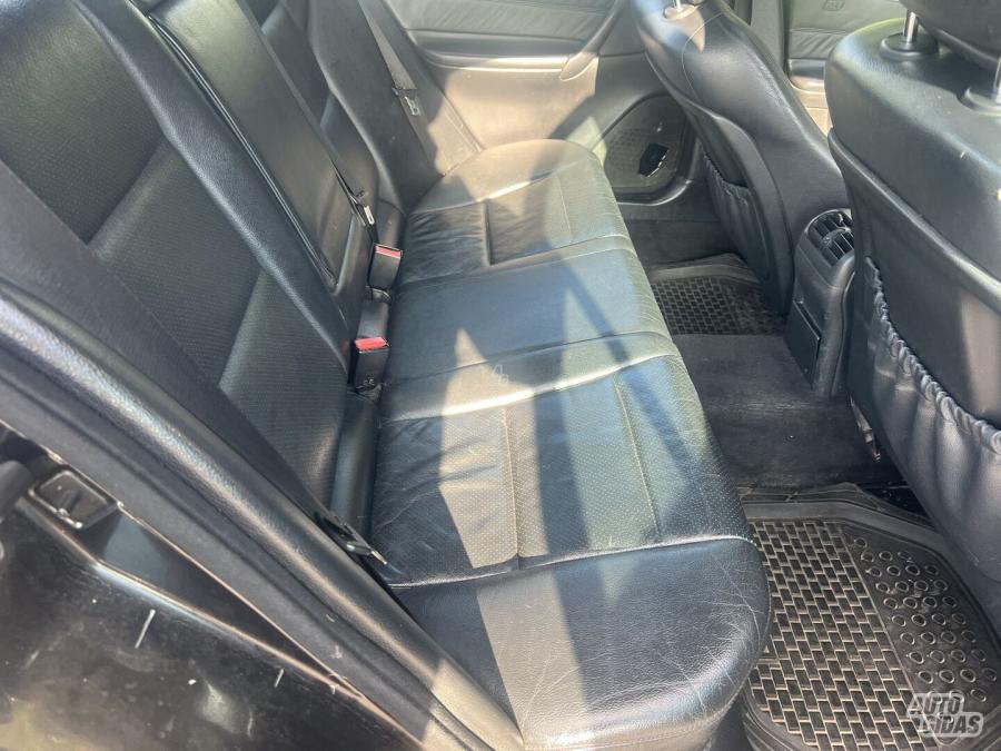 Melns Mercedes-Benz c-220 2007 Šauļi, ar dzinēja tilpumu 2.20 L un nobraukumu 0 tūkst. km par 1449 €, foto 19 vietnē AUTOMOTO.COM.LV