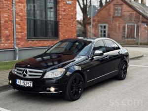 Melns Mercedes-Benz c-220 2008 Rīga, ar dzinēja tilpumu 2.20 L un nobraukumu 0 tūkst. km par 4500 €, foto  vietnē AUTOMOTO.COM.LV