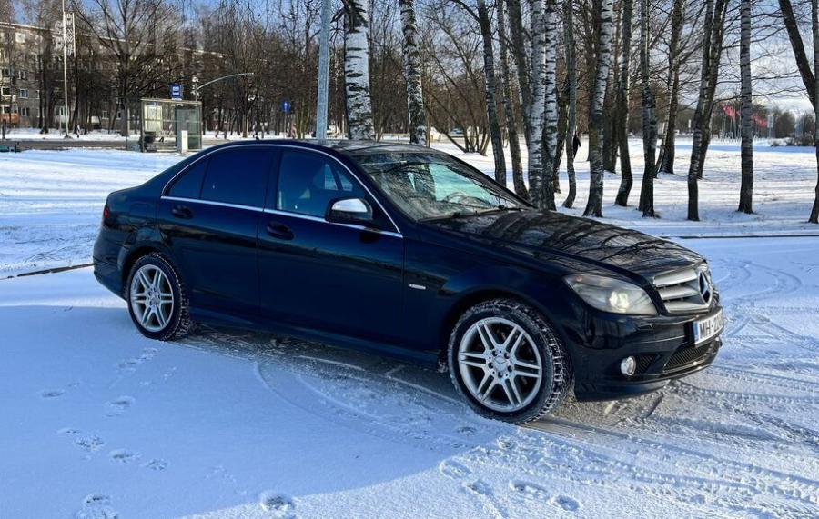 Melns Mercedes-Benz c-220 2008 Rīga, ar dzinēja tilpumu 2.20 L un nobraukumu 253 tūkst. km par 4390 €, foto 4 vietnē AUTOMOTO.COM.LV