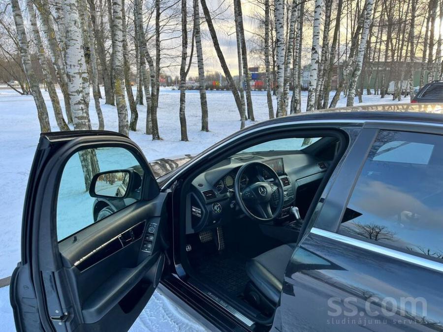 Melns Mercedes-Benz c-220 2008 Rīga, ar dzinēja tilpumu 2.20 L un nobraukumu 253 tūkst. km par 4390 €, foto 5 vietnē AUTOMOTO.COM.LV