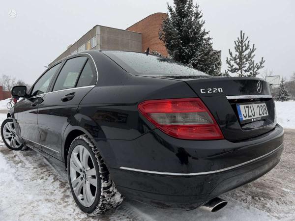 Melns Mercedes-Benz c-220 2008 Kauņa, ar dzinēja tilpumu 2.15 L un nobraukumu 315 tūkst. km par 4890 €, foto 4 vietnē AUTOMOTO.COM.LV