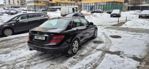 Melns Mercedes-Benz c-220 2008 Viļņa, ar dzinēja tilpumu 2.15 L un nobraukumu 167 tūkst. km par 5200 €, foto 5 vietnē AUTOMOTO.COM.LV