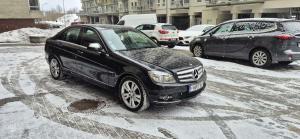 Black Mercedes-Benz c-220 2008 in Vilnius, with an engine capacity of 2.15 L and mileage of 167 thousand km for 5200 €, photo 4 on AUTOMOTO.COM.LV