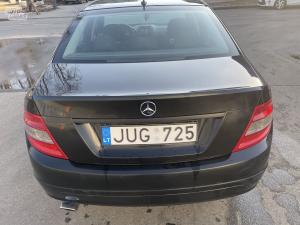 Black Mercedes-Benz c-220 2008 in Vilnius, with an engine capacity of 2.10 L and mileage of 300 thousand km for 2850 €, photo 11 on AUTOMOTO.COM.LV