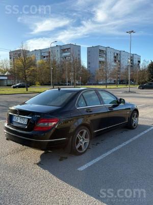 Черный Мерседес Ц 220 2008 в Рига, объемом двигателя 2.20 л и пробегом 232 тыс. км за 4900 €, фото 6 на AUTOMOTO.COM.LV